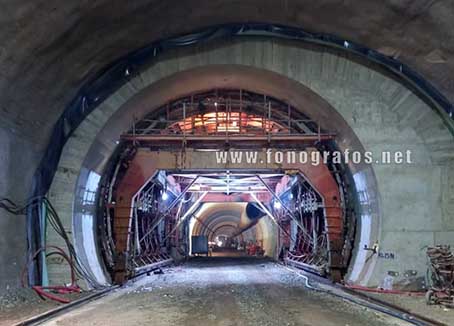 Ε65/Λαμία-Ξυνιάδα: Διανοίχθηκε η μεγάλη Σήραγγα Όθρυος - Η πορεία του ...