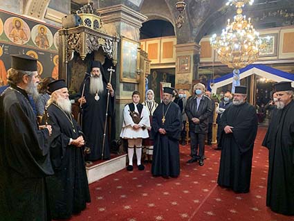 Αμφίκλεια: Ιερά Αρχιερατική Παράκληση στον Ιερό Ναό των Εισοδίων της ...