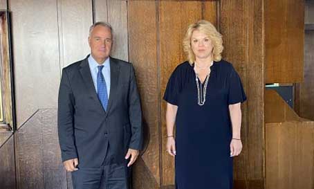 Η Δήμαρχος Χαλκιδέων Ελ. Βάκα συναντήθηκε με τον Υπουργό Εσωτερικών Μ ...