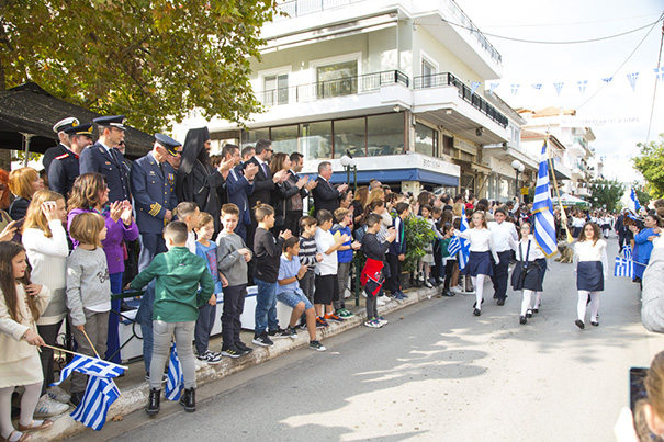 Οι εκδηλώσεις της 28ης Οκτωβρίου στο Δήμο Λοκρών - Fonografos.net