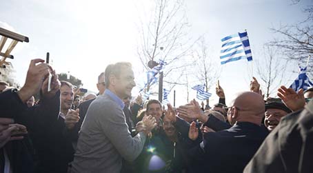 Ο Κ. Μητσοτάκης, ο πρώτος Έλληνας Πρωθυπουργός που επισκέπτεται τη ...