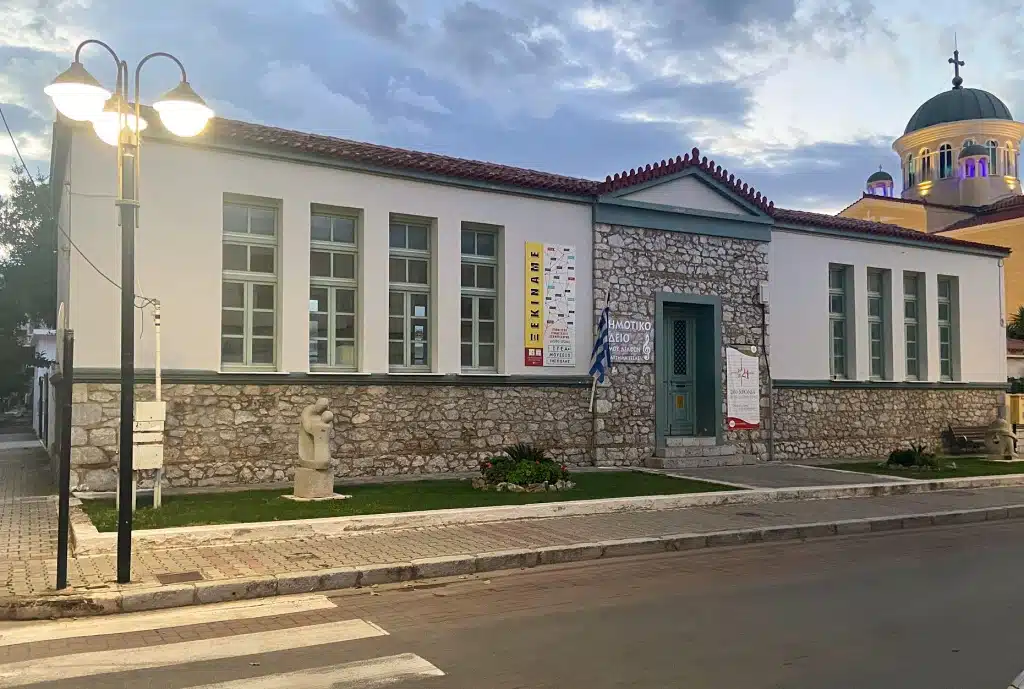 Ο Δήμος Δελφών υπέγραψε σύμβαση για το νέο Ψηφιακό Μουσείο της Ιτέας ...
