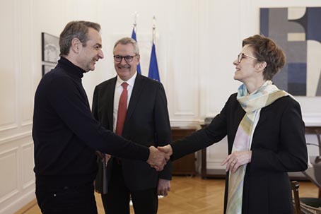 Με την Πρόεδρο του Εποπτικού Συμβουλίου της Ευρωπαϊκής Κεντρικής ...