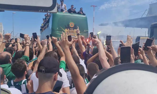 LIVE - Παναθηναϊκος: Η άφιξη των πρωταθλητών Ευρώπης στην Ελλάδα ...