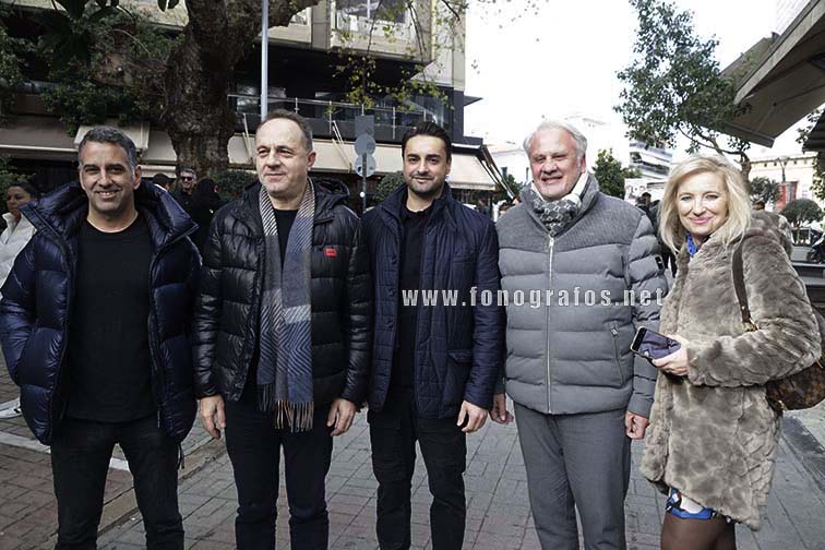 Λαμία: Το χριστουγεννιάτικο Street Party “Lamia Youth: Christmas ...